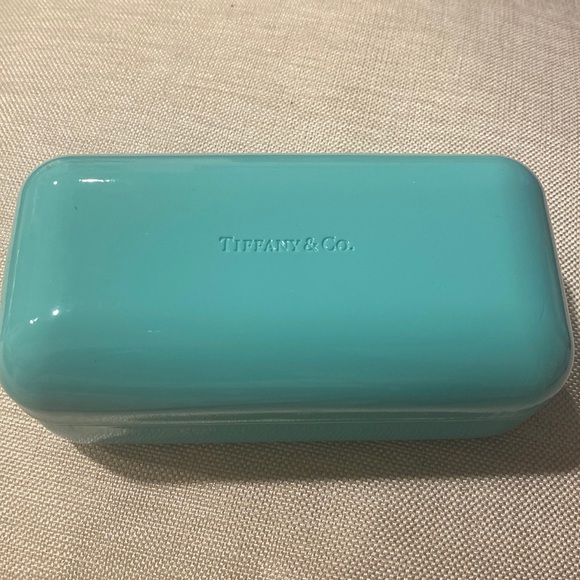 Tiffany & Co. | Accessories | Tiffany Co Sunglasses Hard Case Box ...
